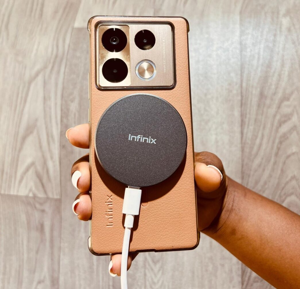 Infinix Note 40 Series Simu Yenye Teknolojia ya All Round Fastcharge 2. ...